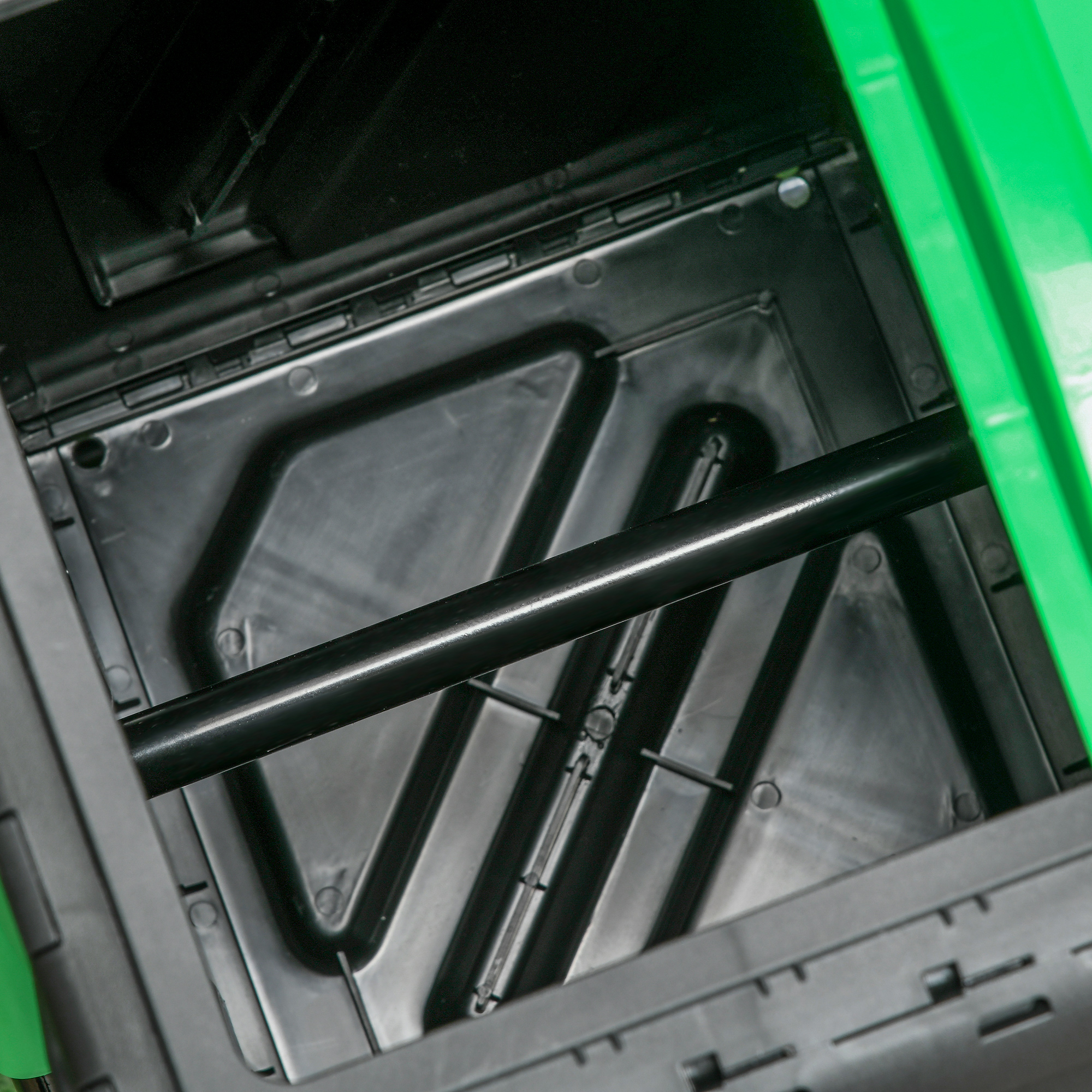 Outsunny 65L Garden Compost Bin, Single Chamber Rotating Composter ...